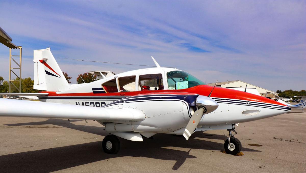 Aircraftdealer.com | 1960 Piper Aztec / Geronimo / Apache N4529P